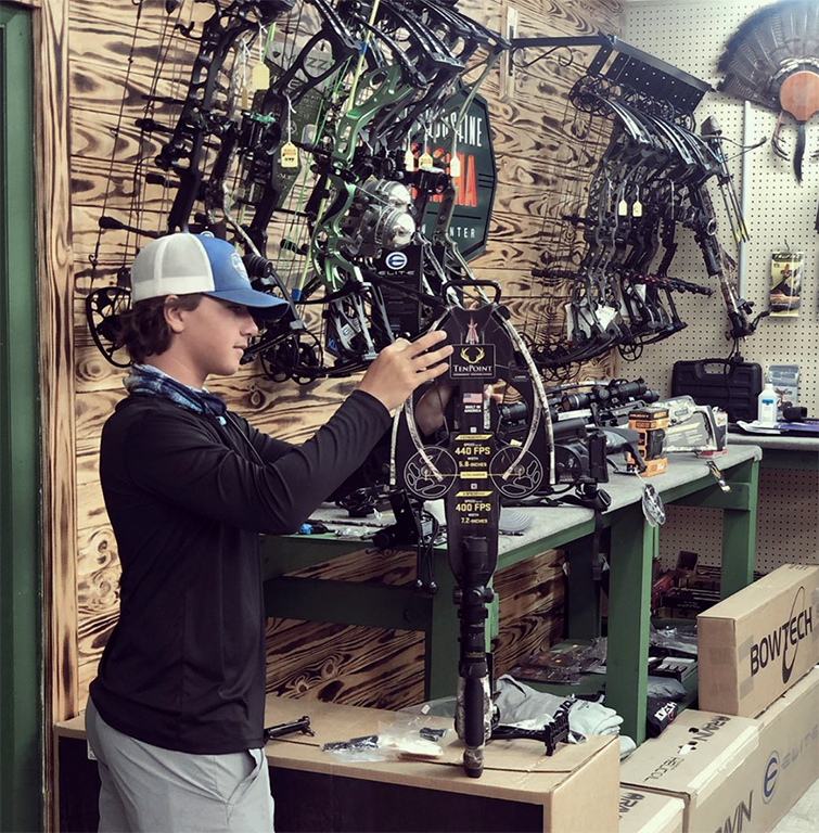 Bow Center - St. Augustine Marina